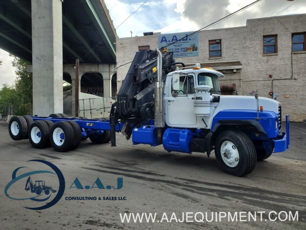 MACK CRANE TRUCK * AAJ CONSULTING & SALES LLC