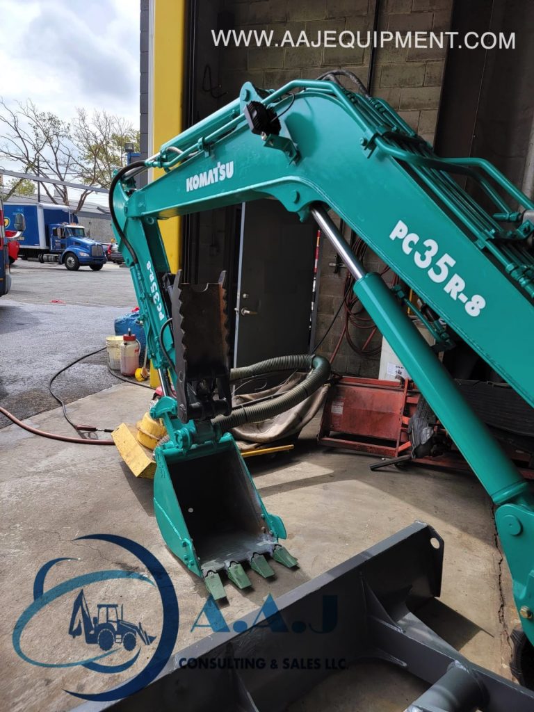 KOMATSU PC35 R-8 – HYDRAULIC EXCAVATOR – AAJ CONSULTING & SALES LLC